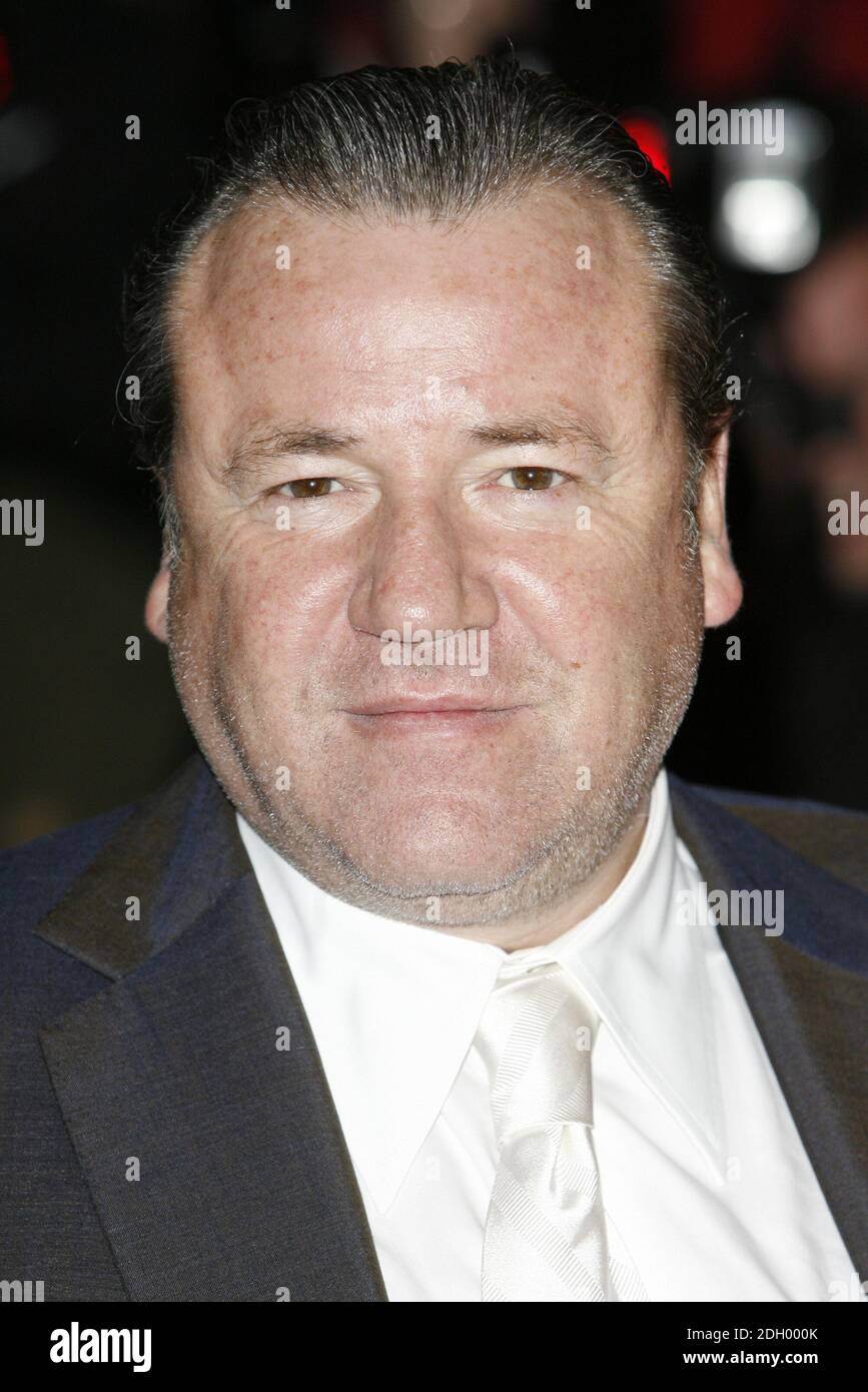 Ray Winstone arriving at the European Premiere of Beowulf at the Vue ...