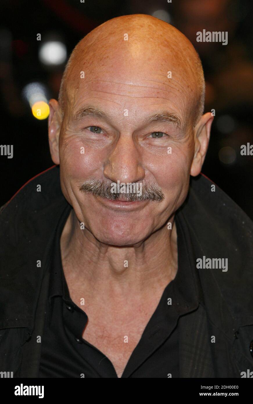 Patrick stewart hi-res stock photography and images - Alamy