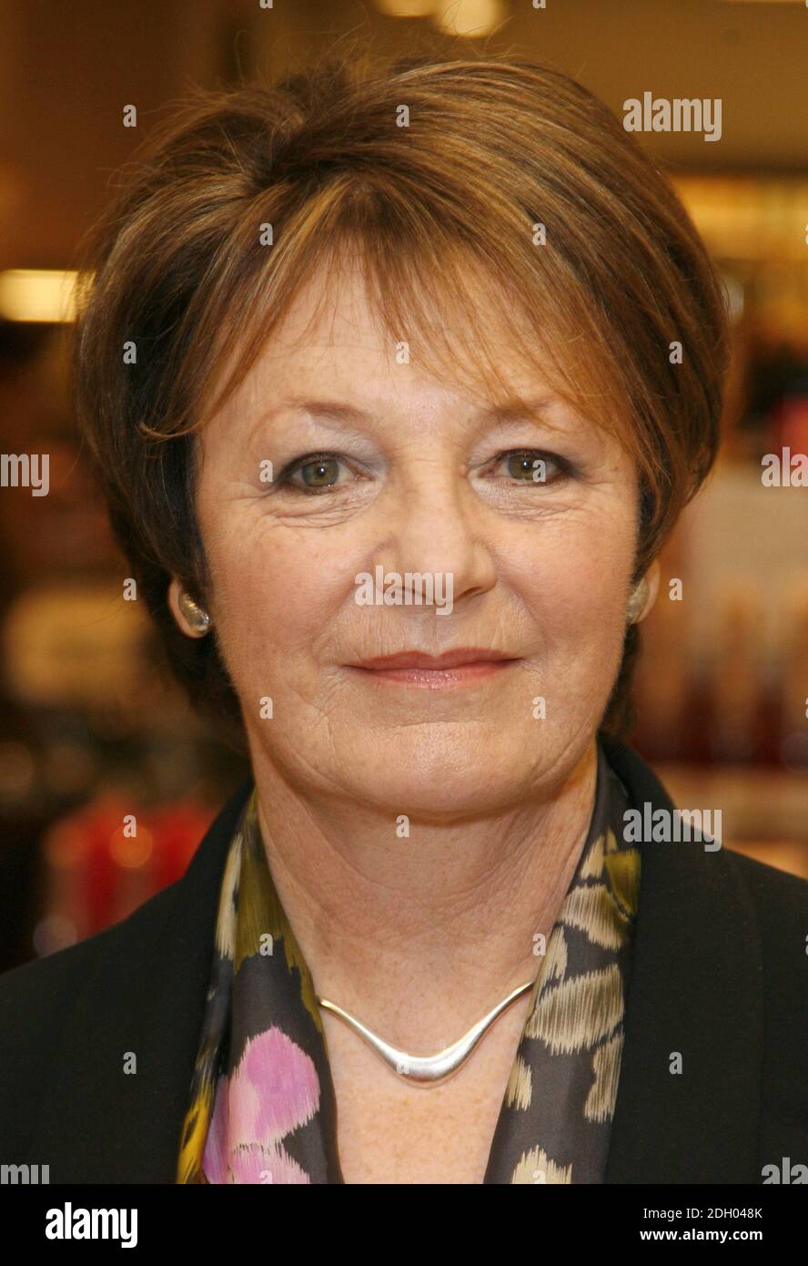 Delia smith book hi-res stock photography and images - Alamy