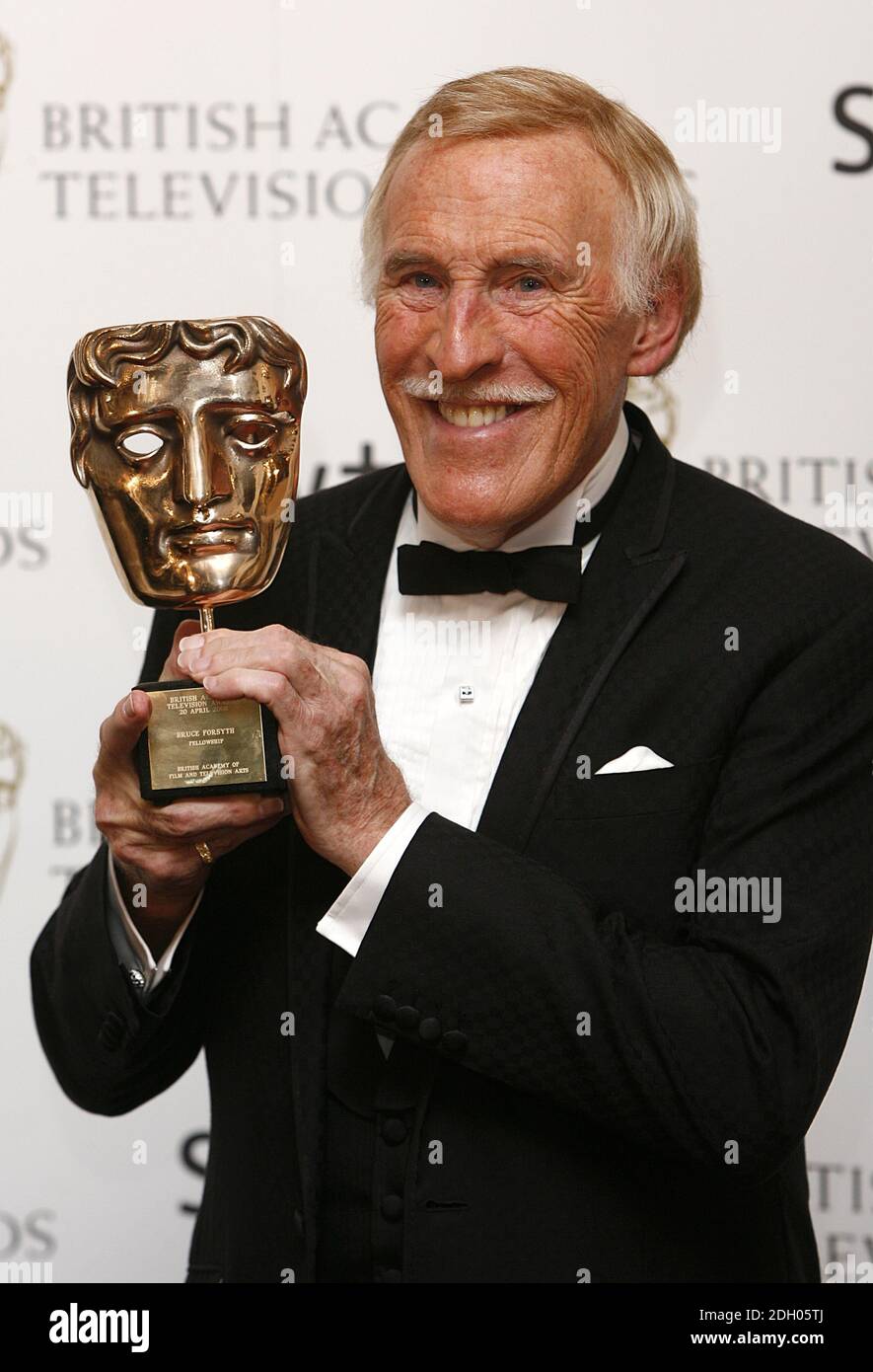 Bruce forsyth palladium hi-res stock photography and images - Alamy