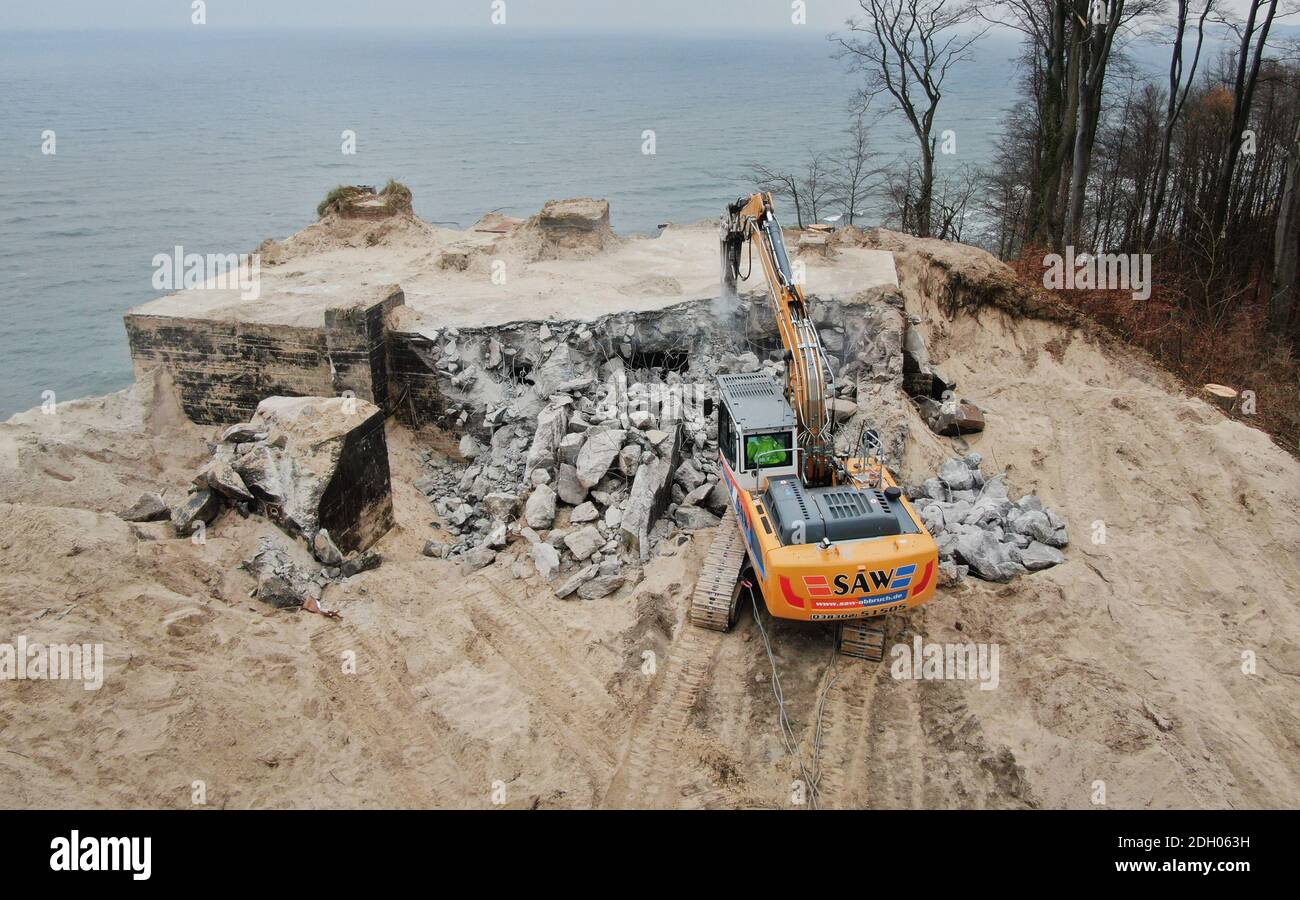 Nva bunker hi-res stock photography and images - Alamy