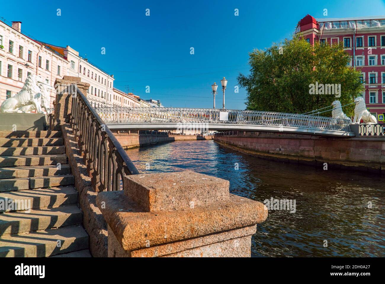 Griboyedov Canal . Lion bridge. Saint-Petersburg Russia Stock Photo - Alamy
