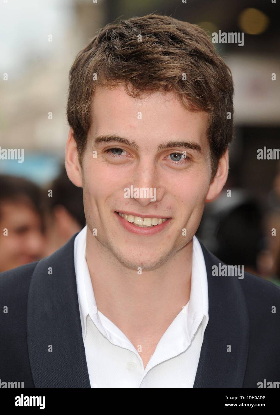 Angus Thongs And Perfect Snogging Cast