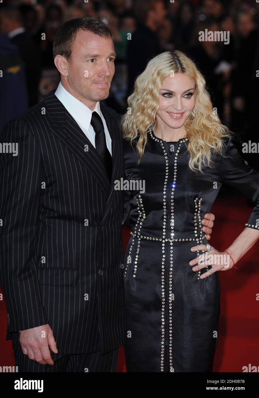 Madonna and Guy Ritchie arriving at the World Premiere of RocknRolla ...