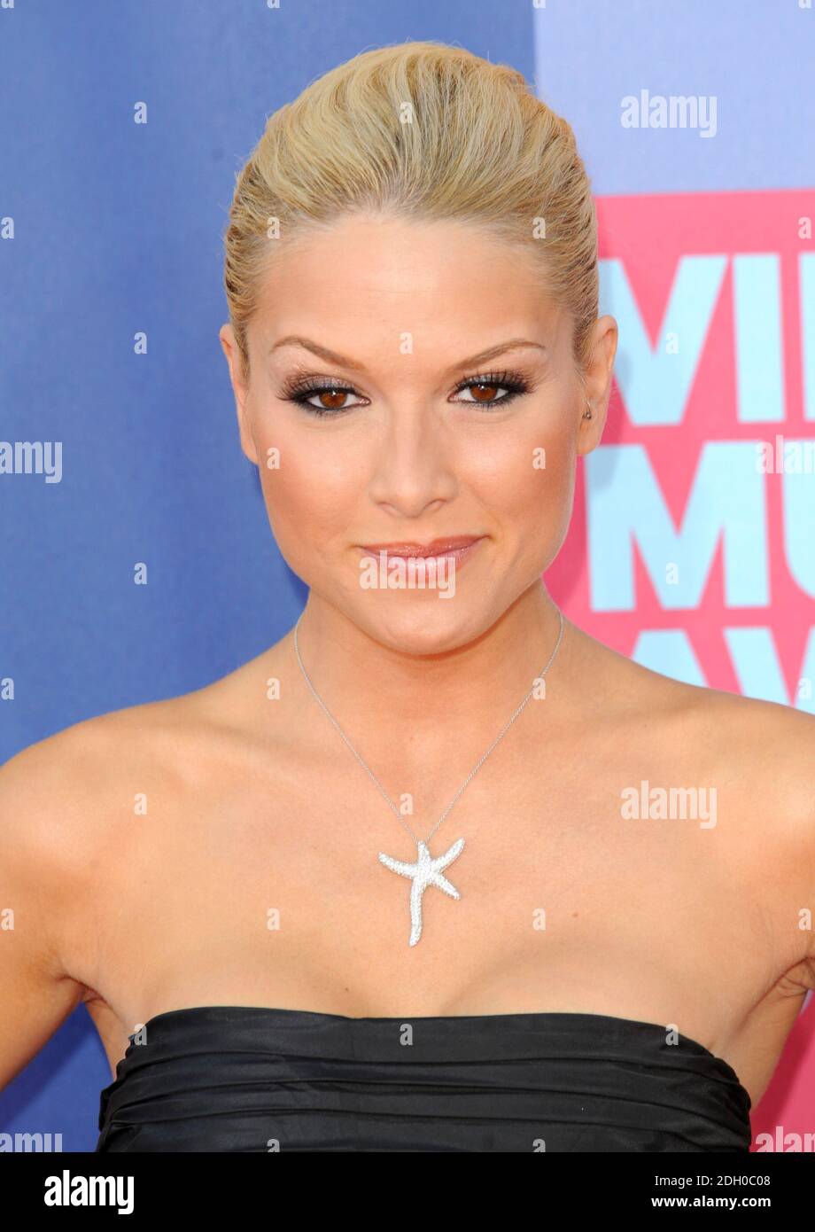 Tara conner hi-res stock photography and images - Alamy