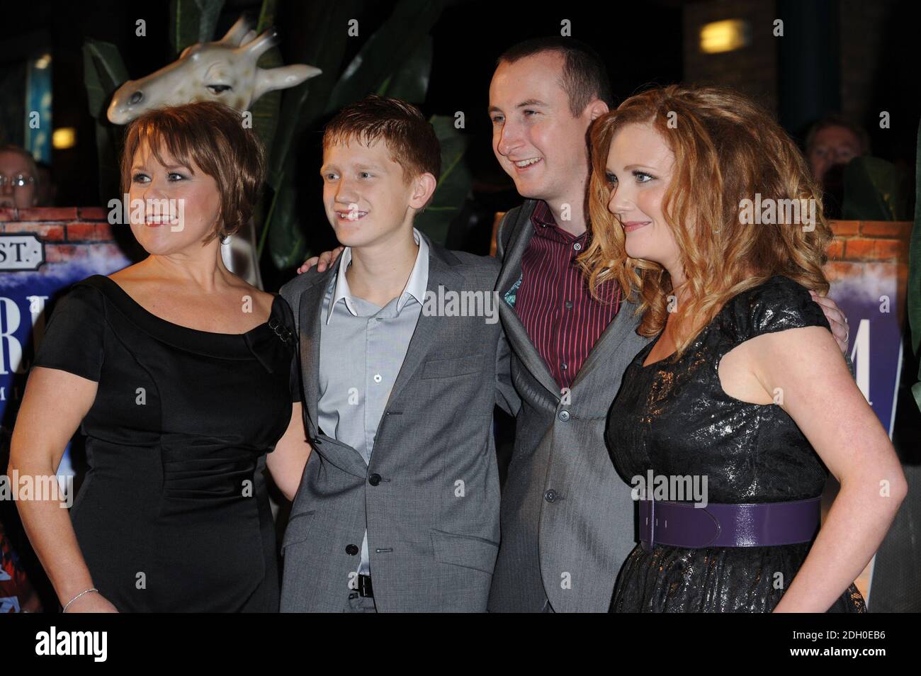 Coronation street cast hi-res stock photography and images - Alamy