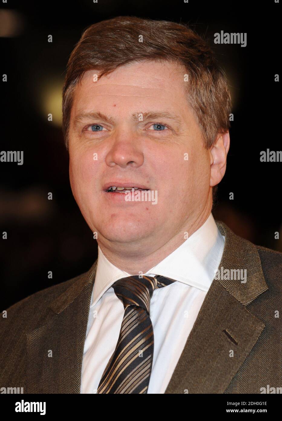Ray mears hi-res stock photography and images - Alamy