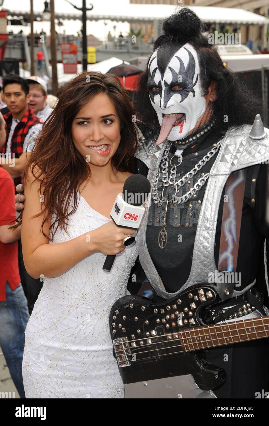 Myleene Klass with a Gene Symonds look a like's on Hollywood Boulevard ...