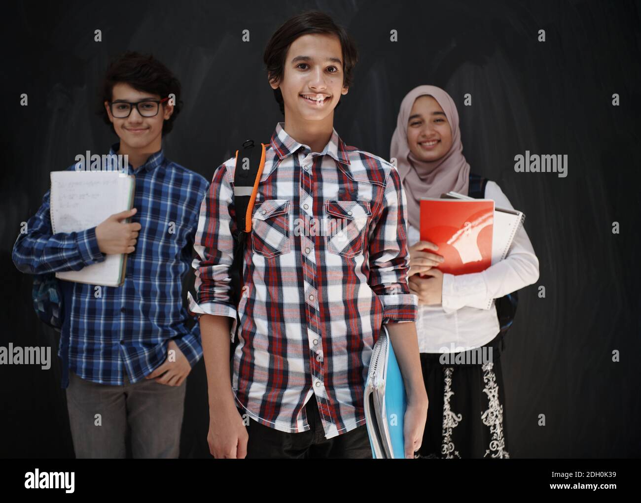 Arab teenagers group Stock Photo - Alamy