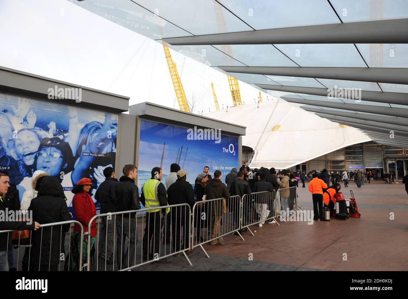 Michael jackson o2 arena in hi-res stock photography and images - Alamy