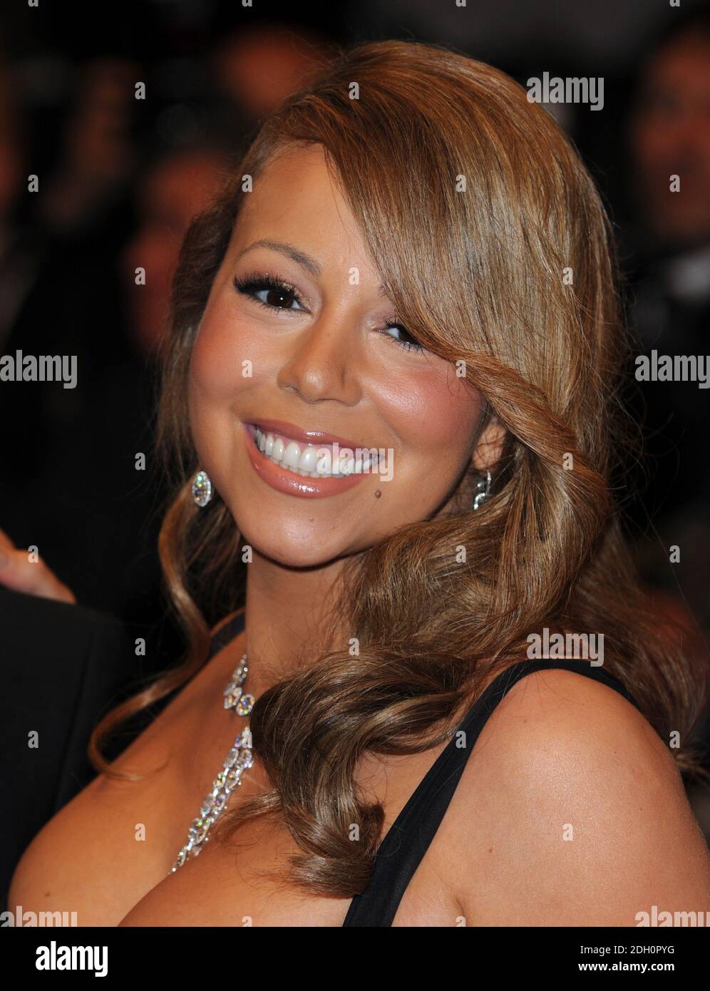Mariah Carey arriving at the premiere for Precious held at the Palais ...