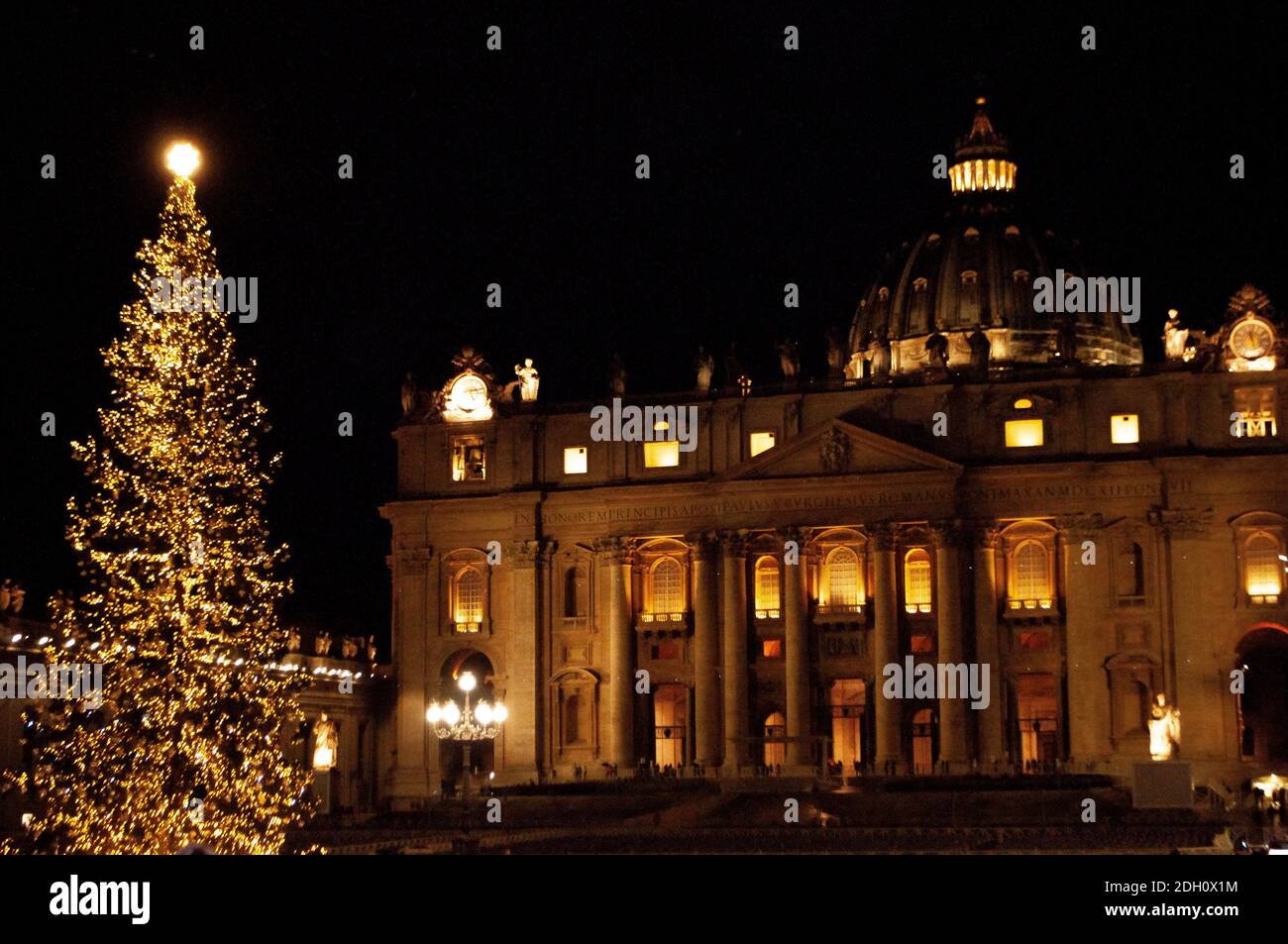 The Vatican on Christmas Eve Stock Photo - Alamy