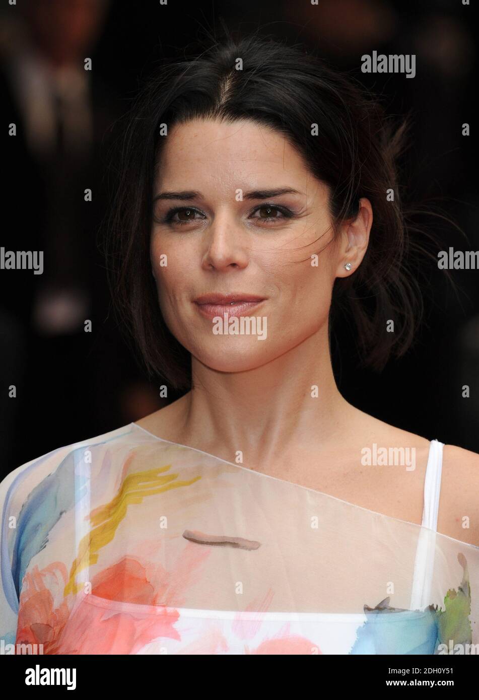 Neve campbell hi-res stock photography and images - Alamy
