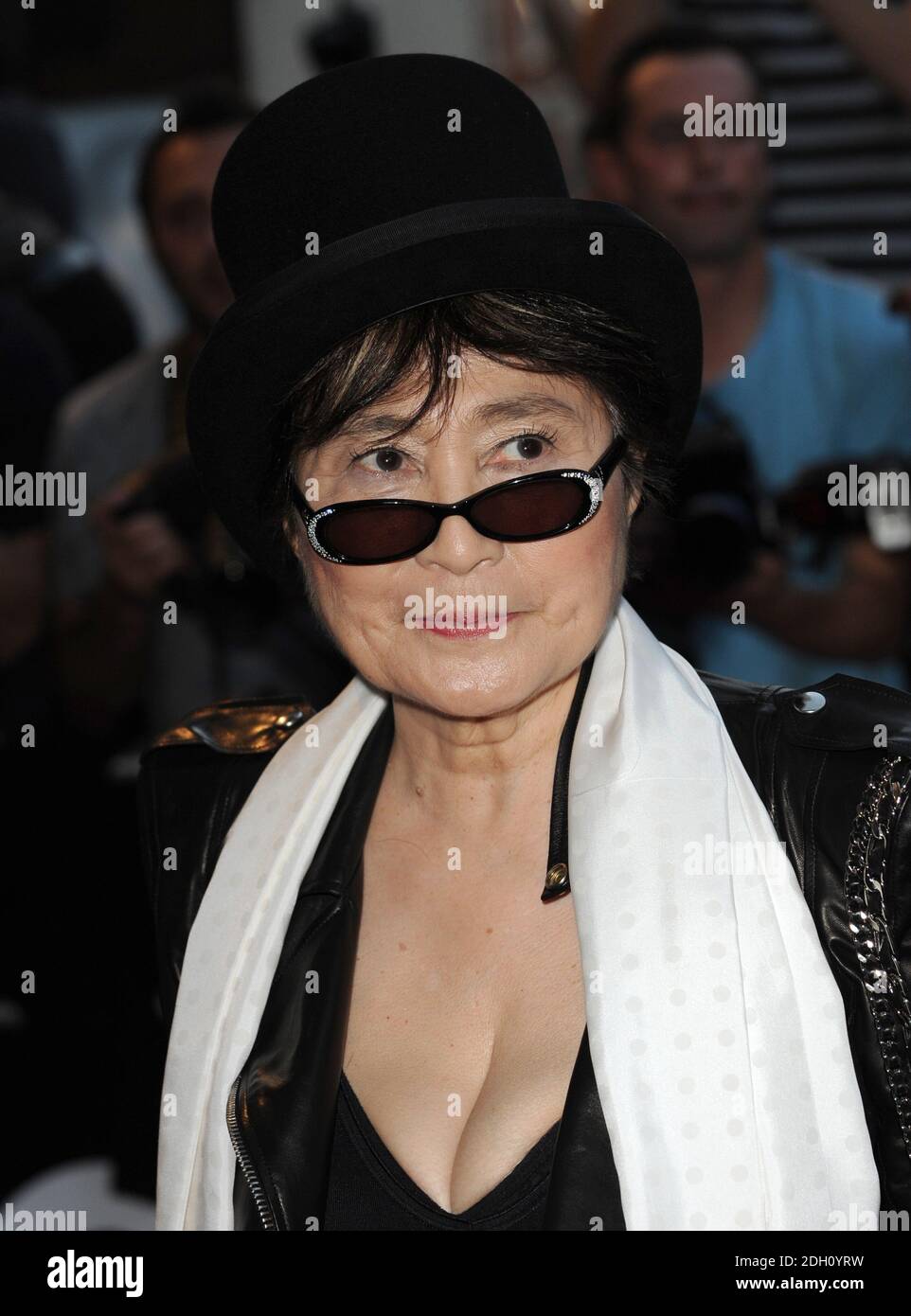Yoko Ono arrives at the 2009 GQ Men of the Year Awards at the Royal ...