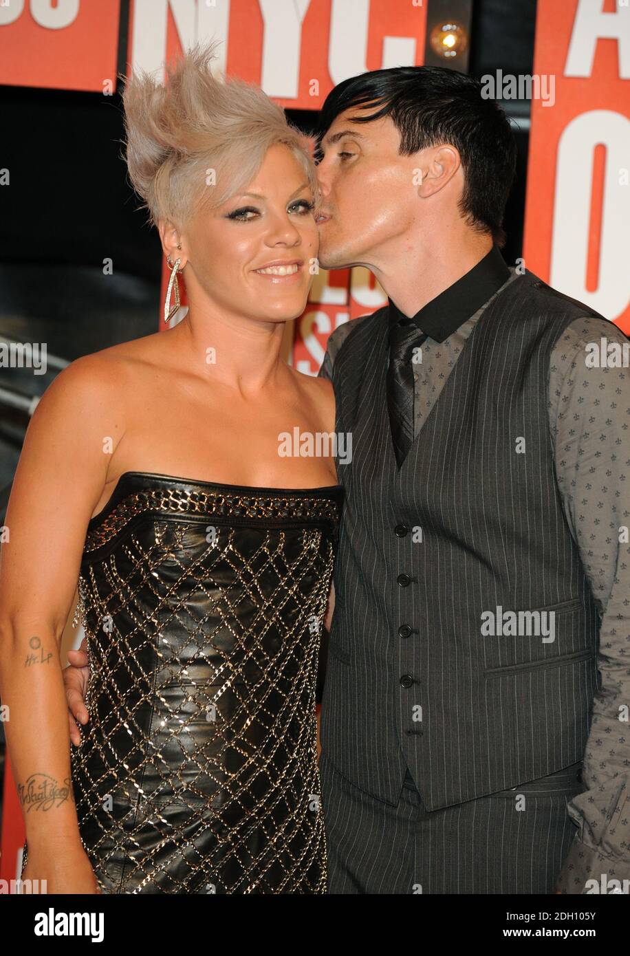 Pink and Carey Hart arrive at the MTV Video Music Awards 2009, New York ...