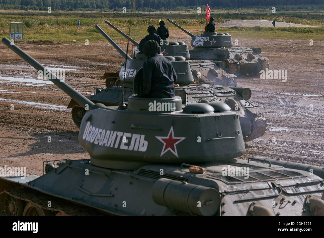 T 34 tanks hi-res stock photography and images - Alamy