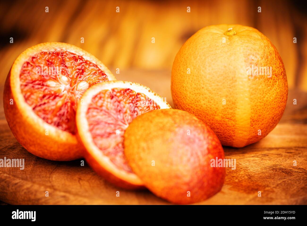 Table oranges hi-res stock photography and images - Alamy