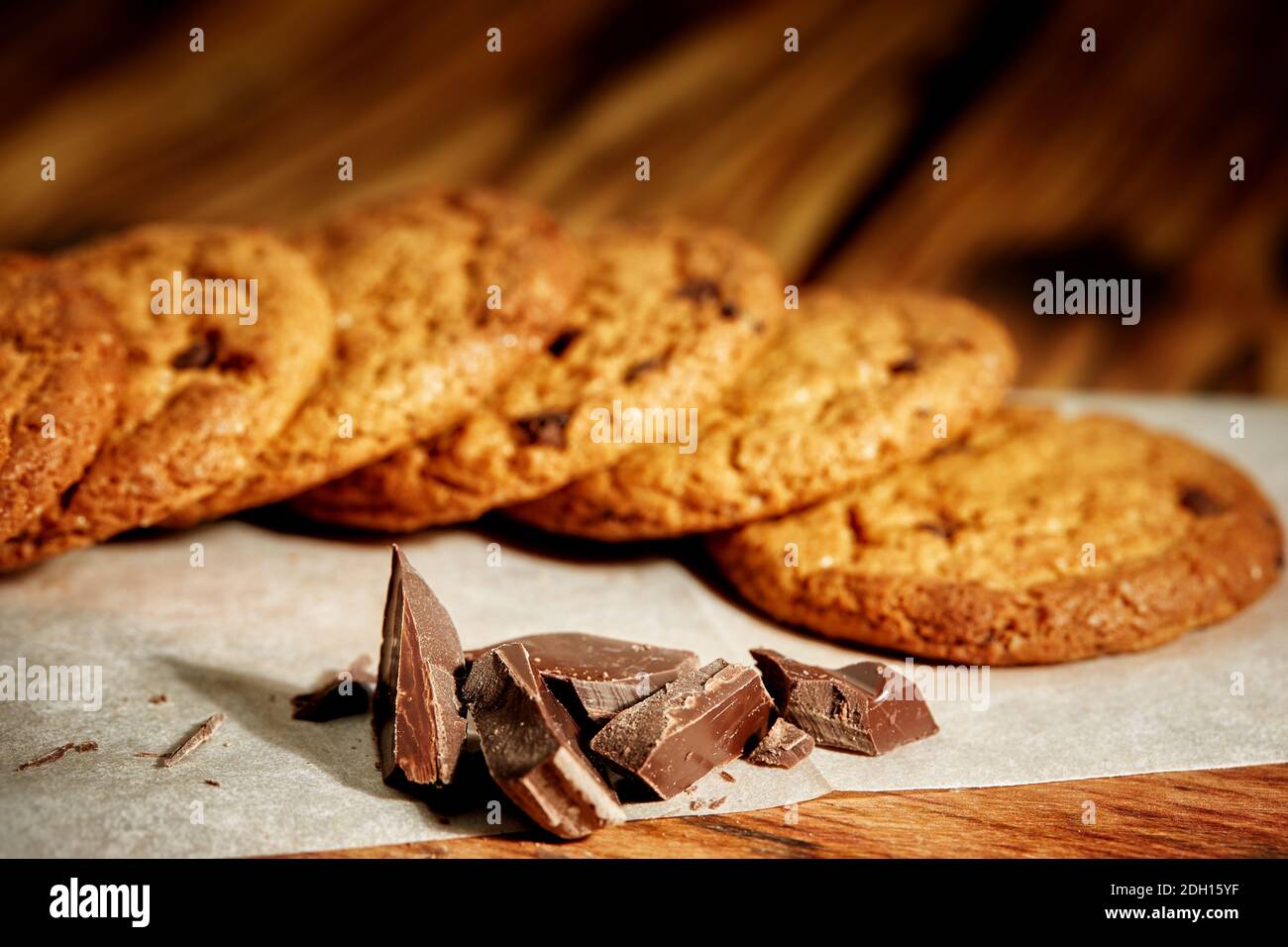 Food oatmeal chocolate raisin hi-res stock photography and images - Alamy