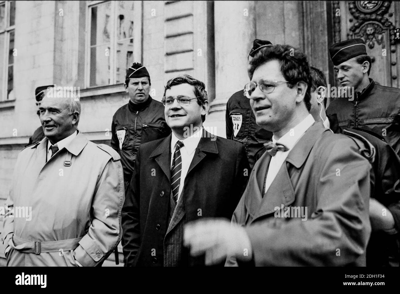 Former SS officer Schönhuber appears in Lyon, invited by French ...