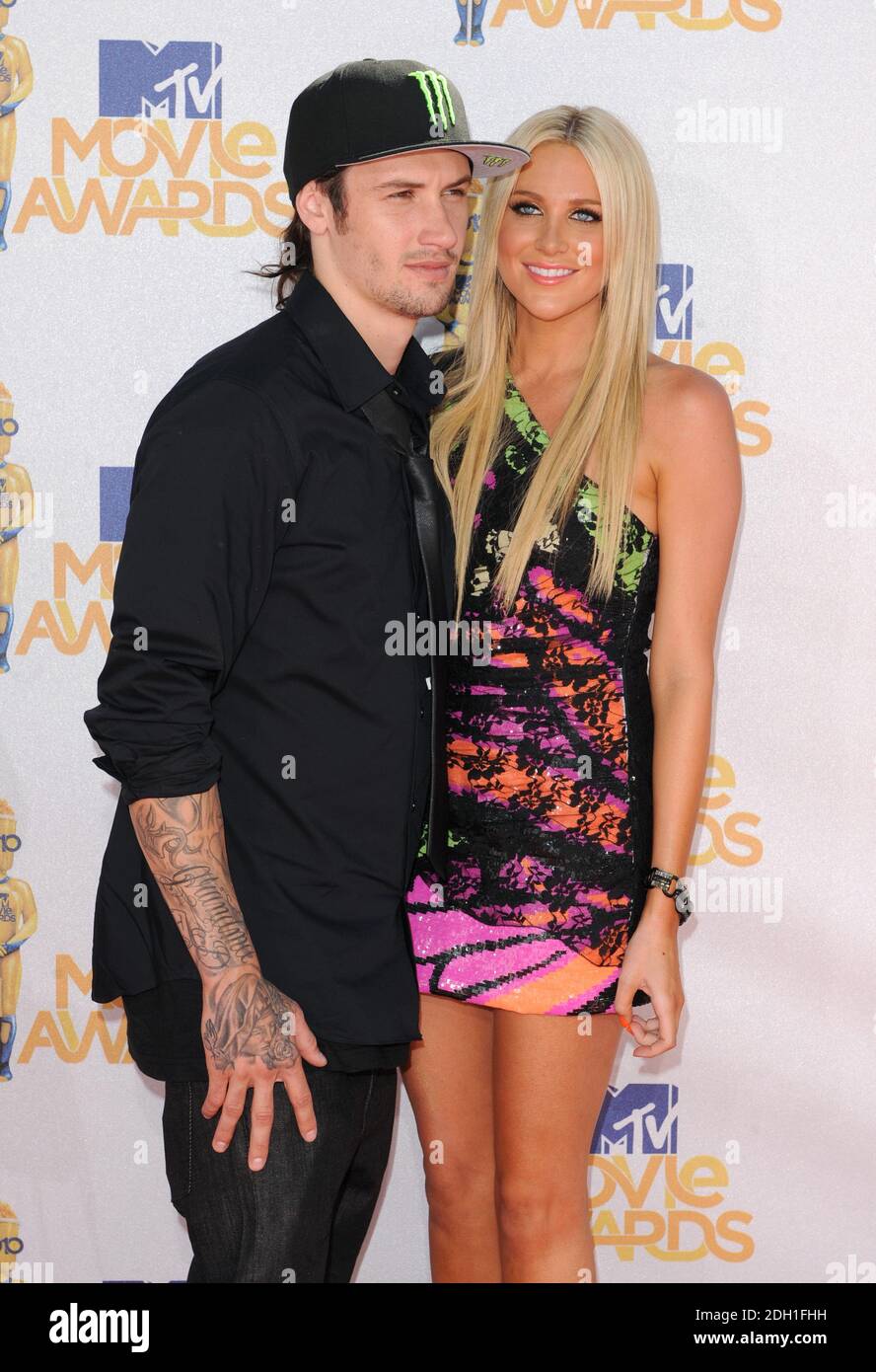 Stephanie Pratt Bfnd arrives for The 2010 MTV Movie Awards, Universal ...