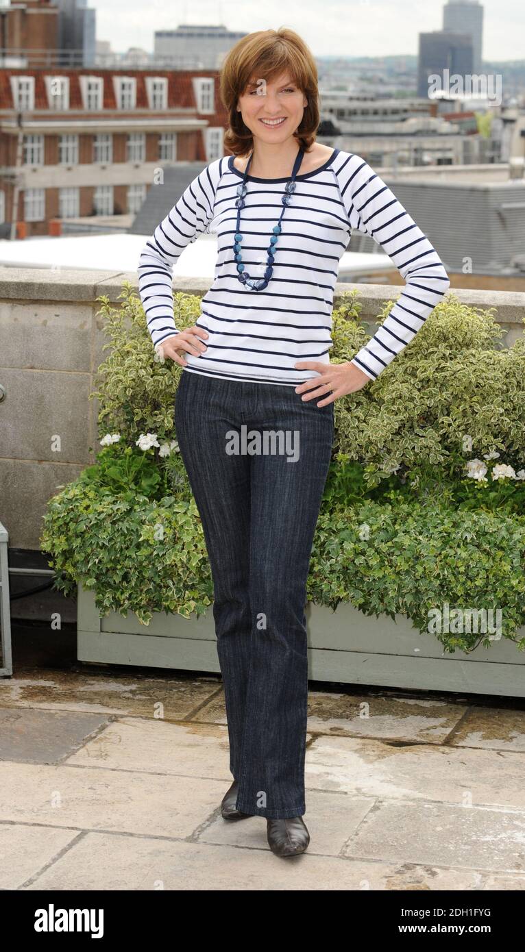 Fiona Bruce is voted Rear of the Year at the Dorchester Hotel, London ...