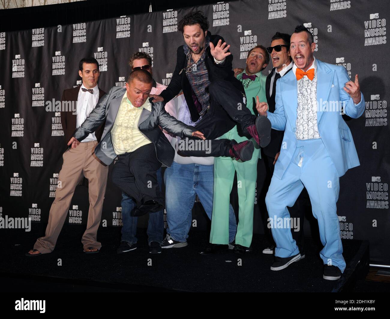 The cast of Jackass 3D backstage at the MTV Video Music Awards 2010 ...