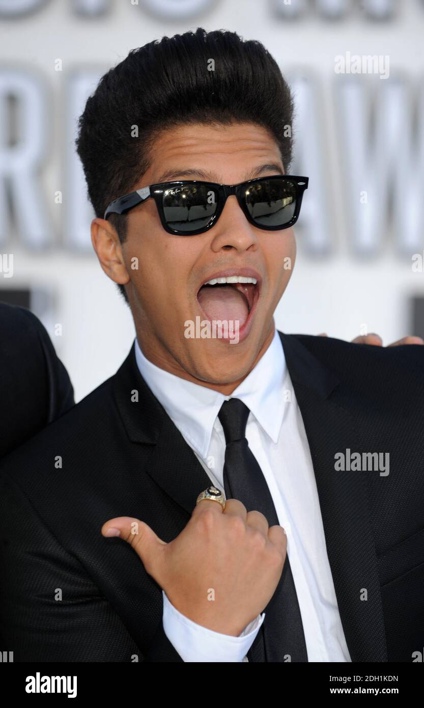 Bruno mars arriving at the mtv video music awards 2010 hi-res stock ...