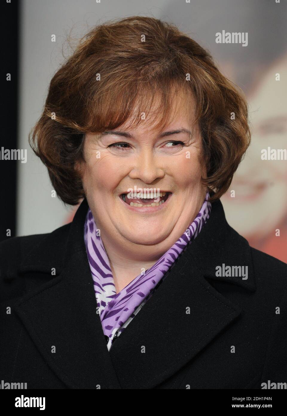 Susan Boyle signs copies of her Autobiography The Woman I Was Born To ...