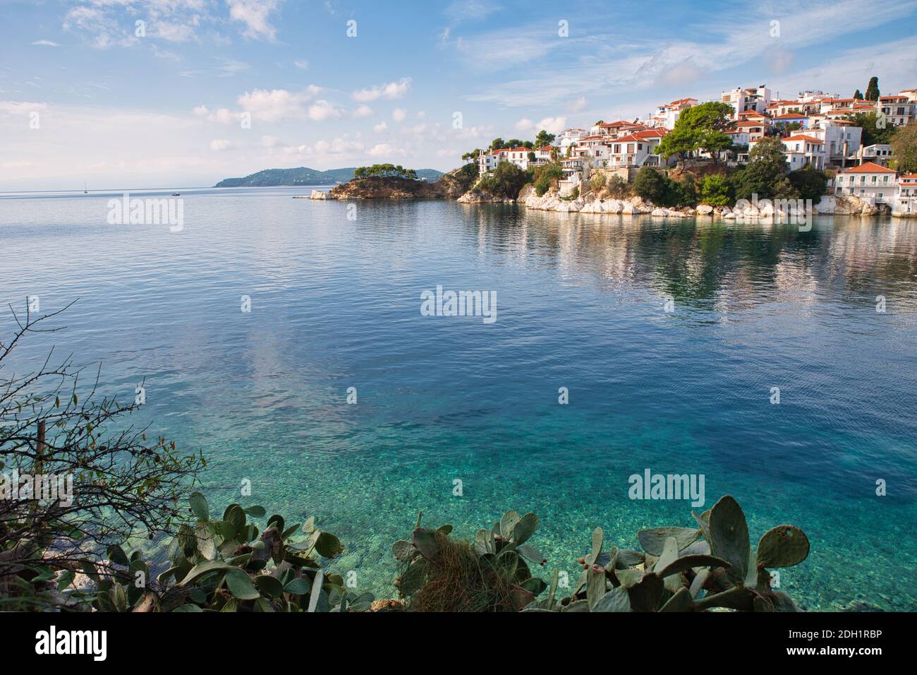 Skiathos old town resort hi-res stock photography and images - Alamy