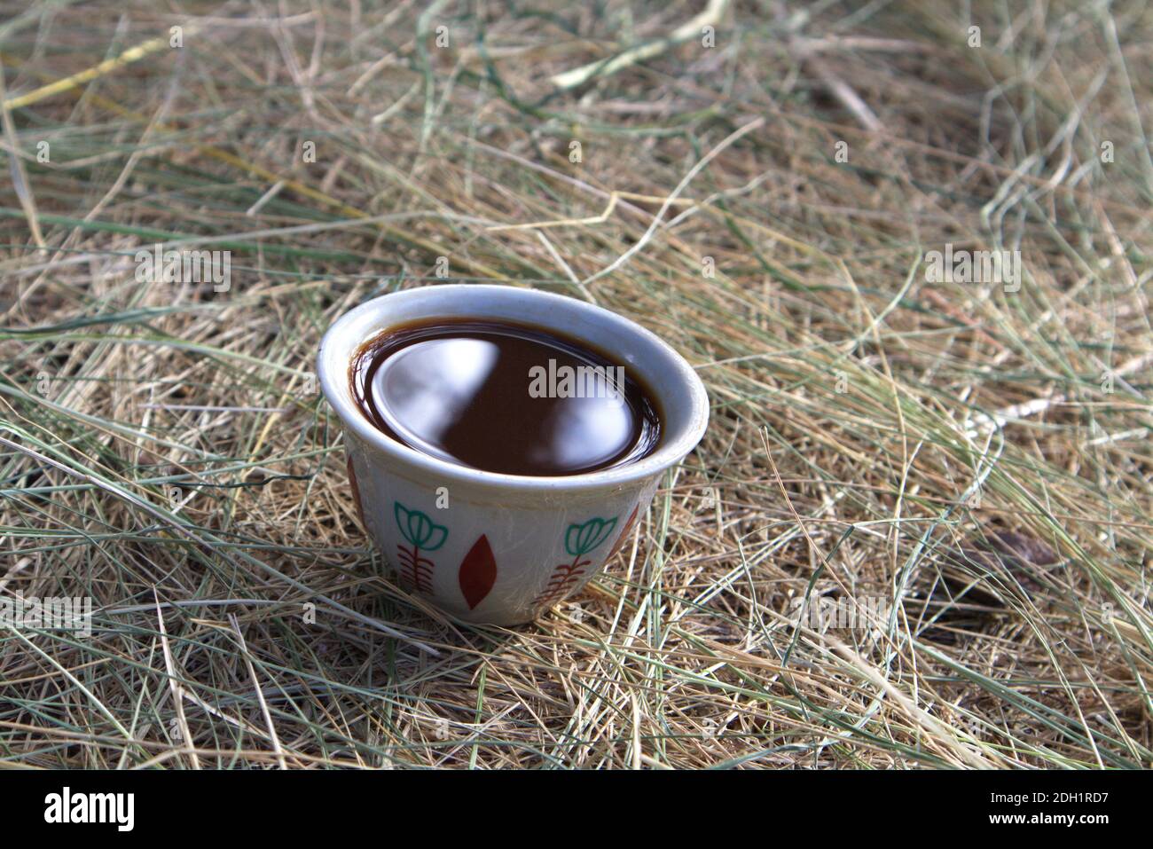Ethiopian coffee cup hi-res stock photography and images - Alamy