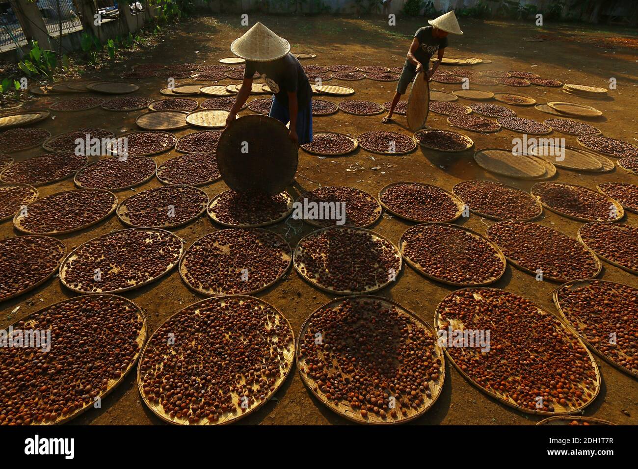 Drying activity hi-res stock photography and images - Alamy