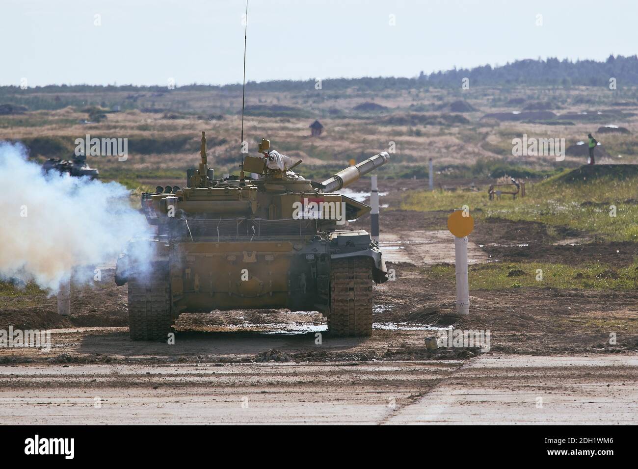 Kubinka, Russia. 23rd Aug, 2020. A Serbian tank drives to the firing ...