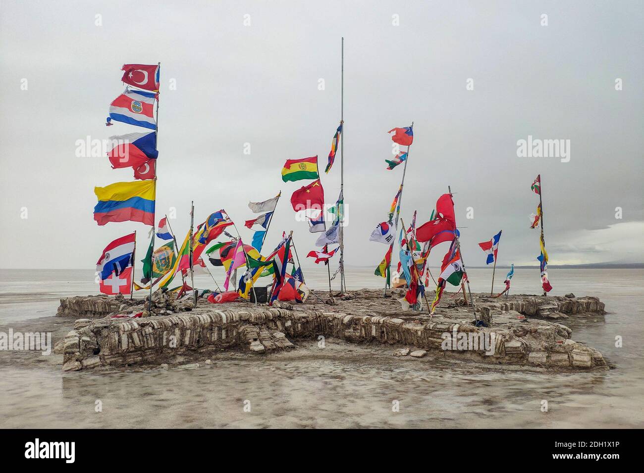 Colorful Flags From All Over the World at Uyuni Salt Flats, Bolivia ...