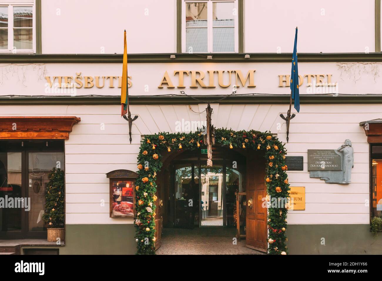 Architecture atrium new hi-res stock photography and images - Alamy