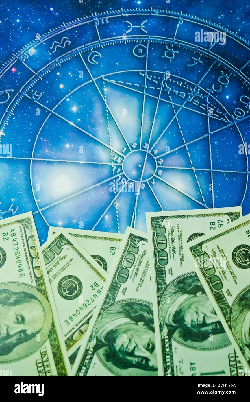 Zodiac and money hi-res stock photography and images - Alamy