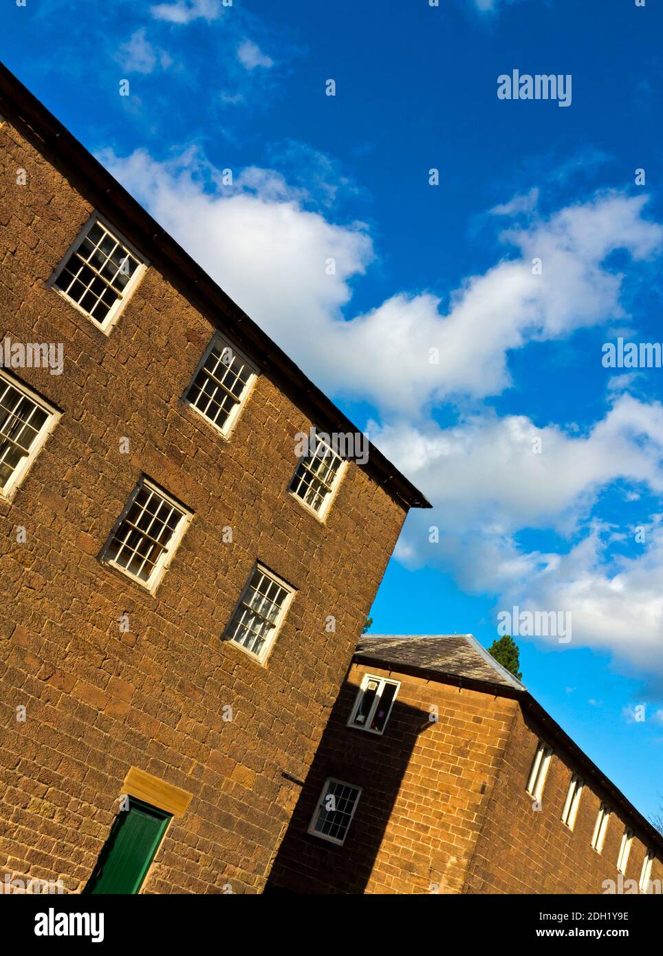 Stone sir richard arkwright hi-res stock photography and images - Alamy