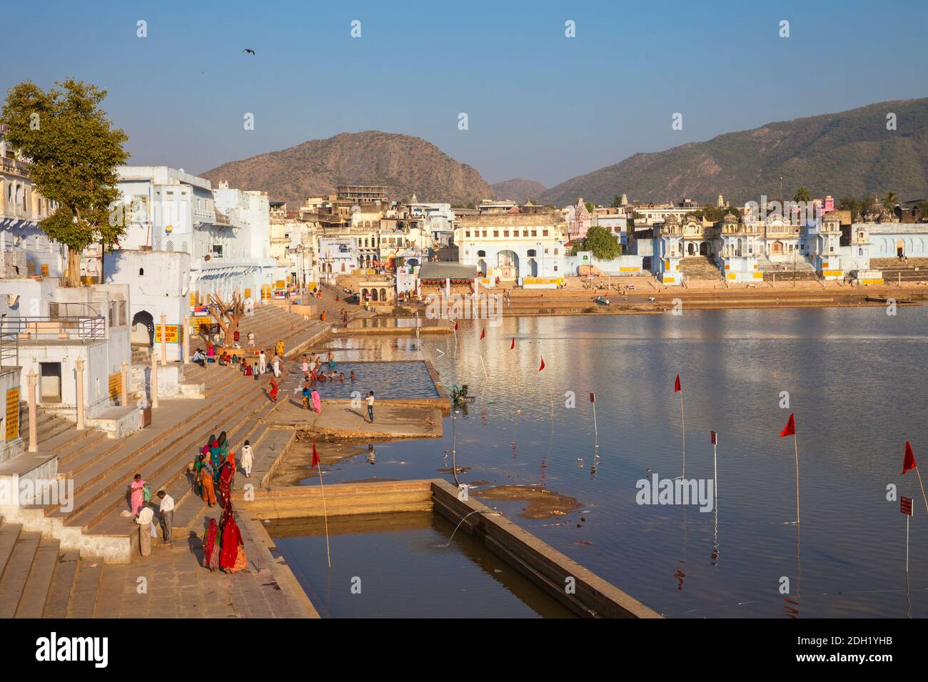 India, Rajasthan., Pushkar, Pushkar Lake and bathing ghats Stock Photo ...