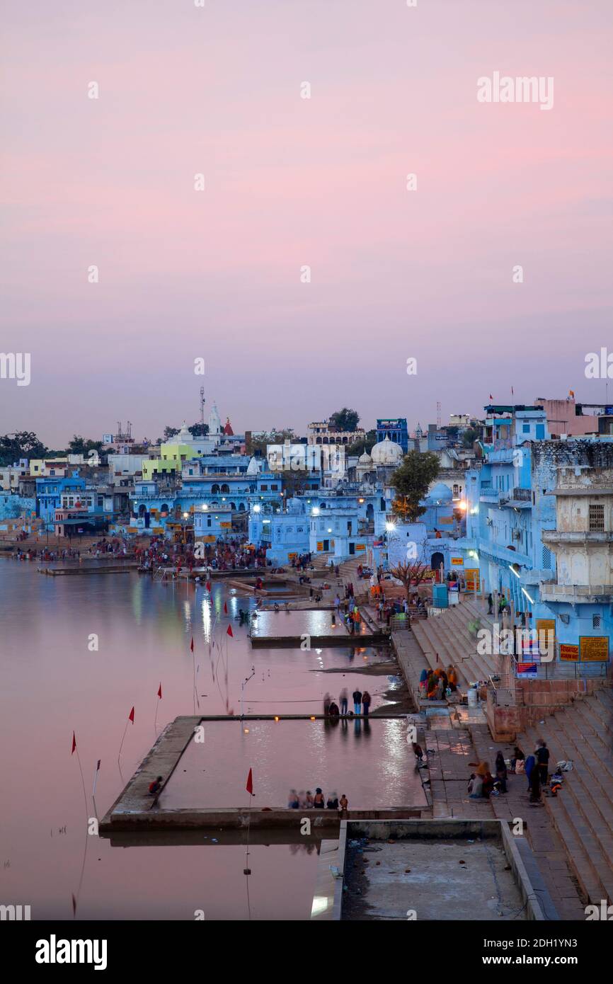 India, Rajasthan., Pushkar, Pushkar Lake and bathing ghats Stock Photo ...
