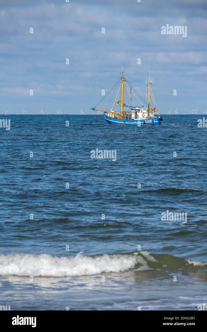Outrigger trawler hi-res stock photography and images - Alamy