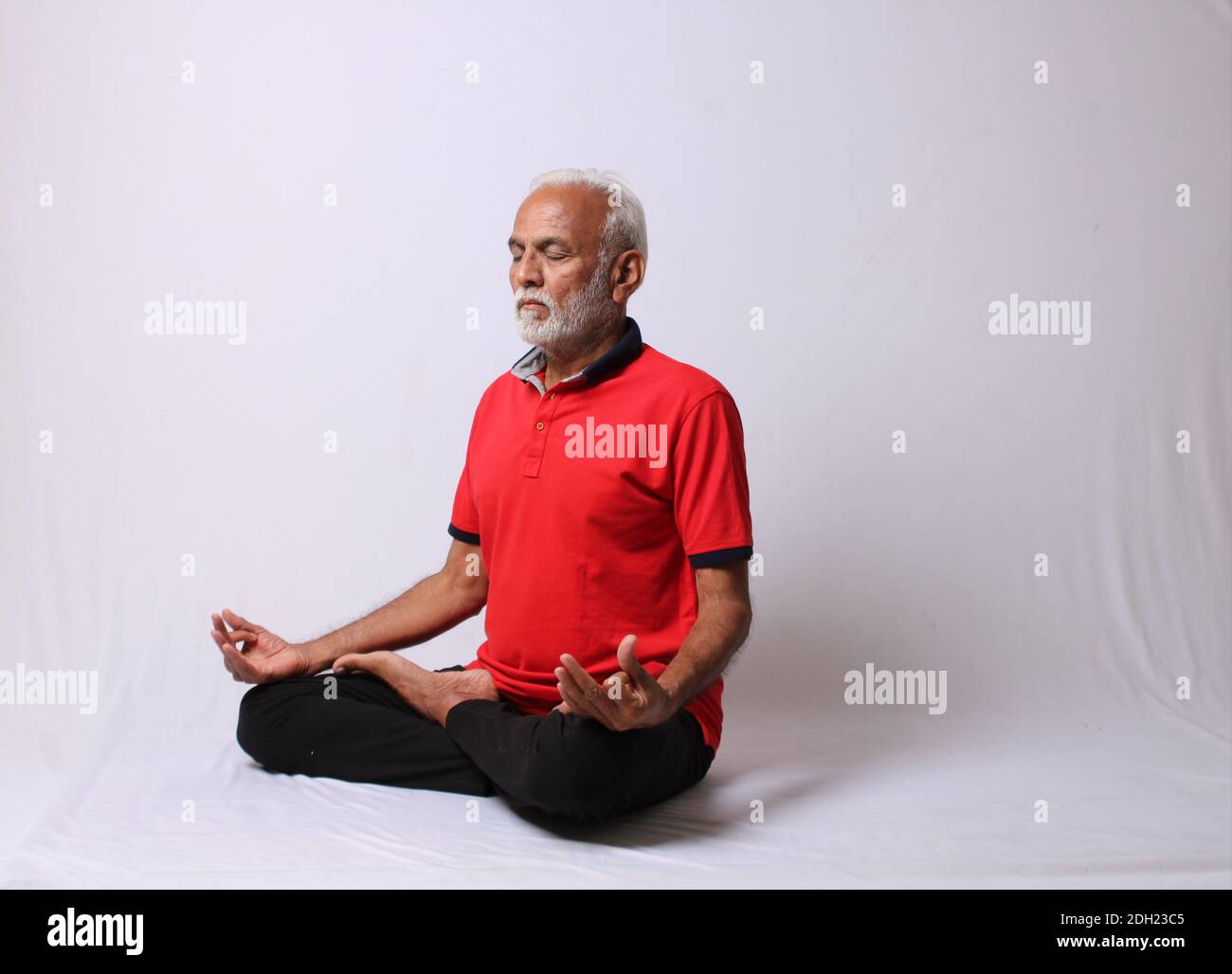 Senior Indian Man In Yoga Pose Stock Photo Alamy senior-indian-man-in-yoga-pose-stock-photo-alamy