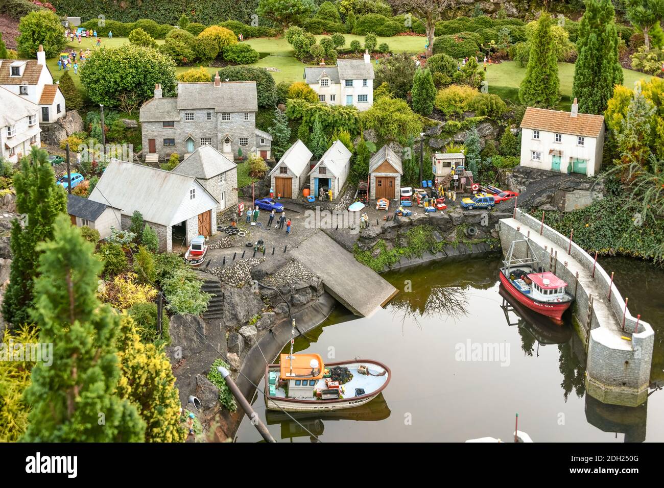 Model fishing village in Cornwall, part of Babbacombe model village in ...