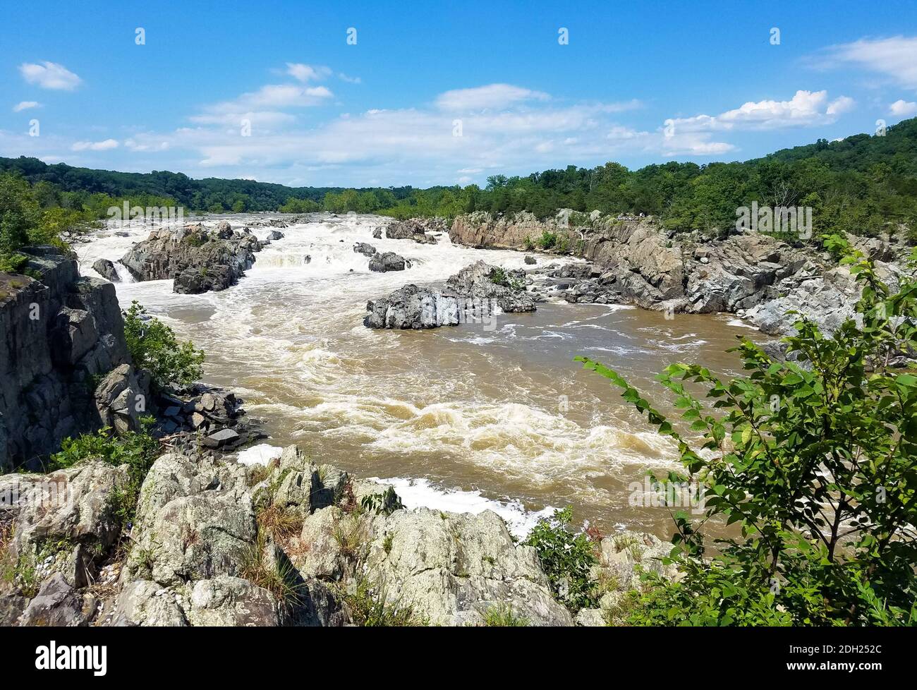 Potomac river rapids swollen heavy hi-res stock photography and images ...