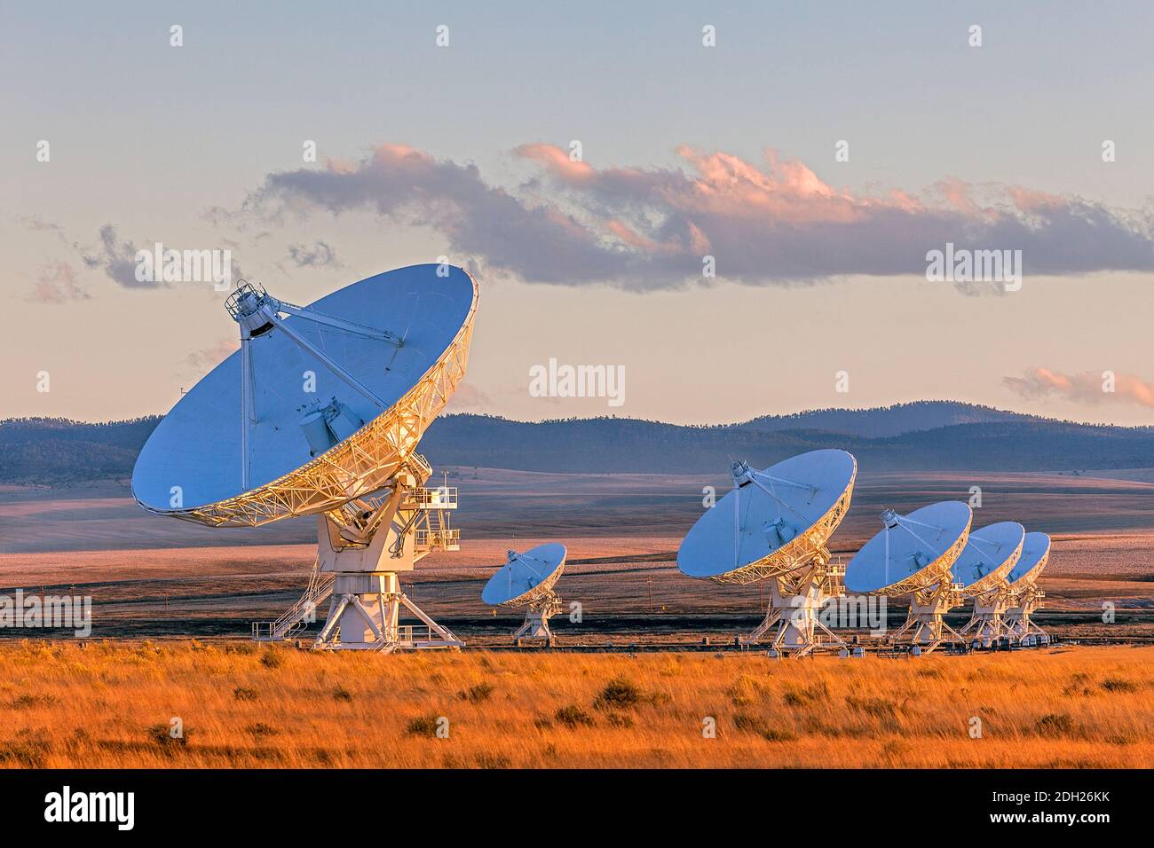 Very Large Array Satellite Dishes Stock Photo - Alamy