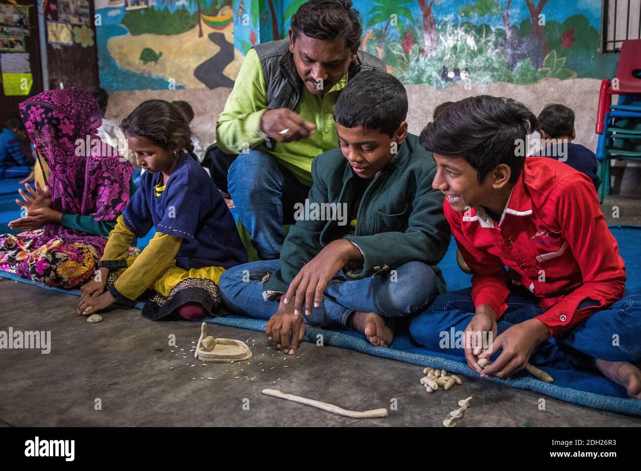 Informal education hi-res stock photography and images - Alamy