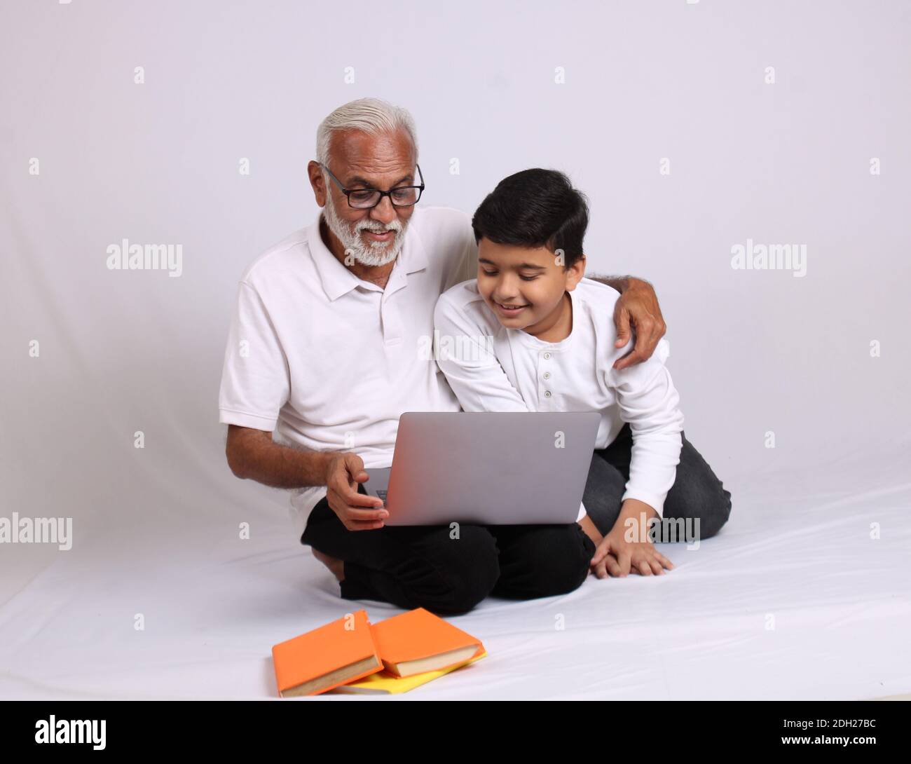 Explaining grandpa grandson to use hi-res stock photography and images ...