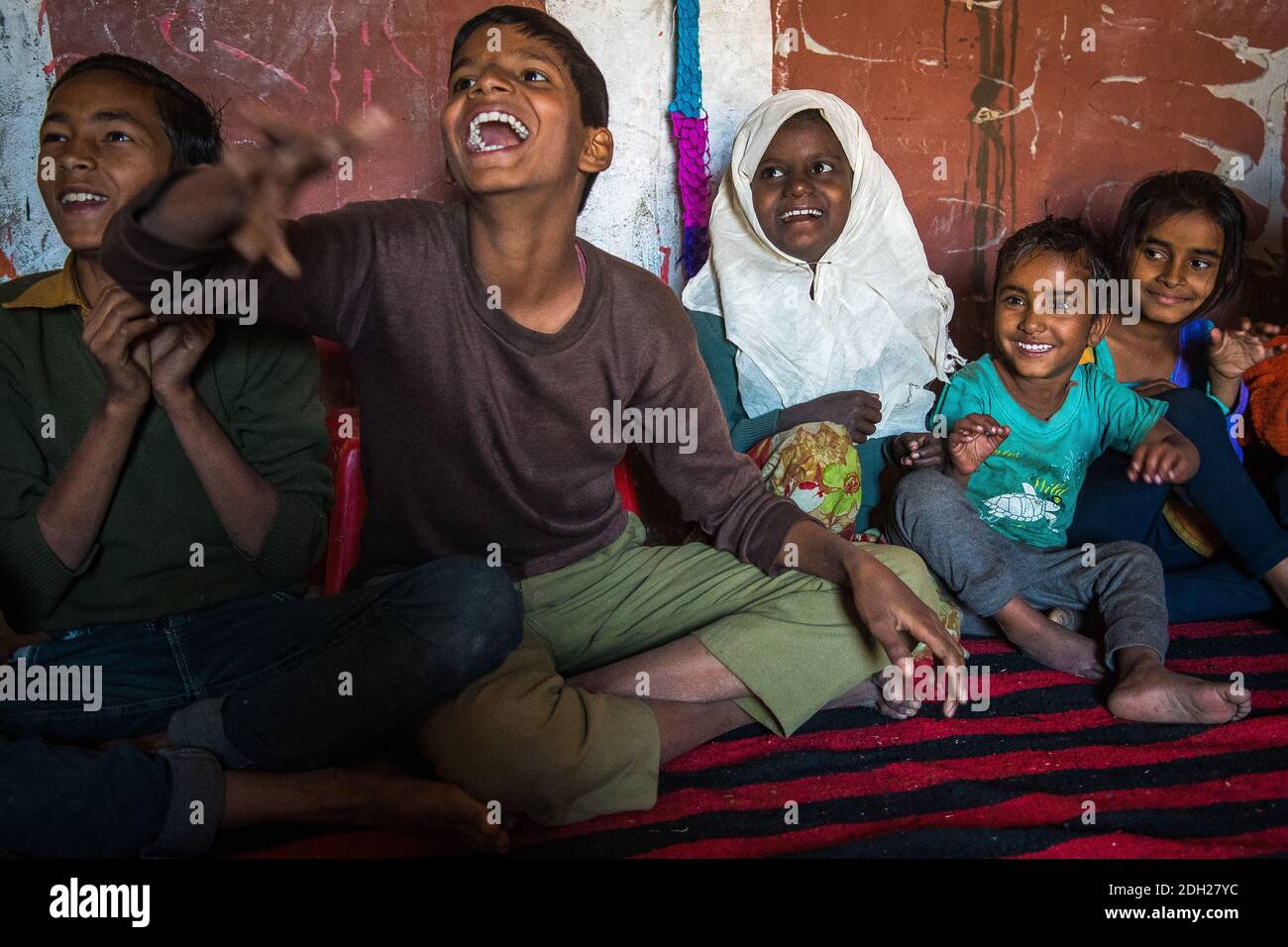 Children with limited resources in India rely on the informal education ...