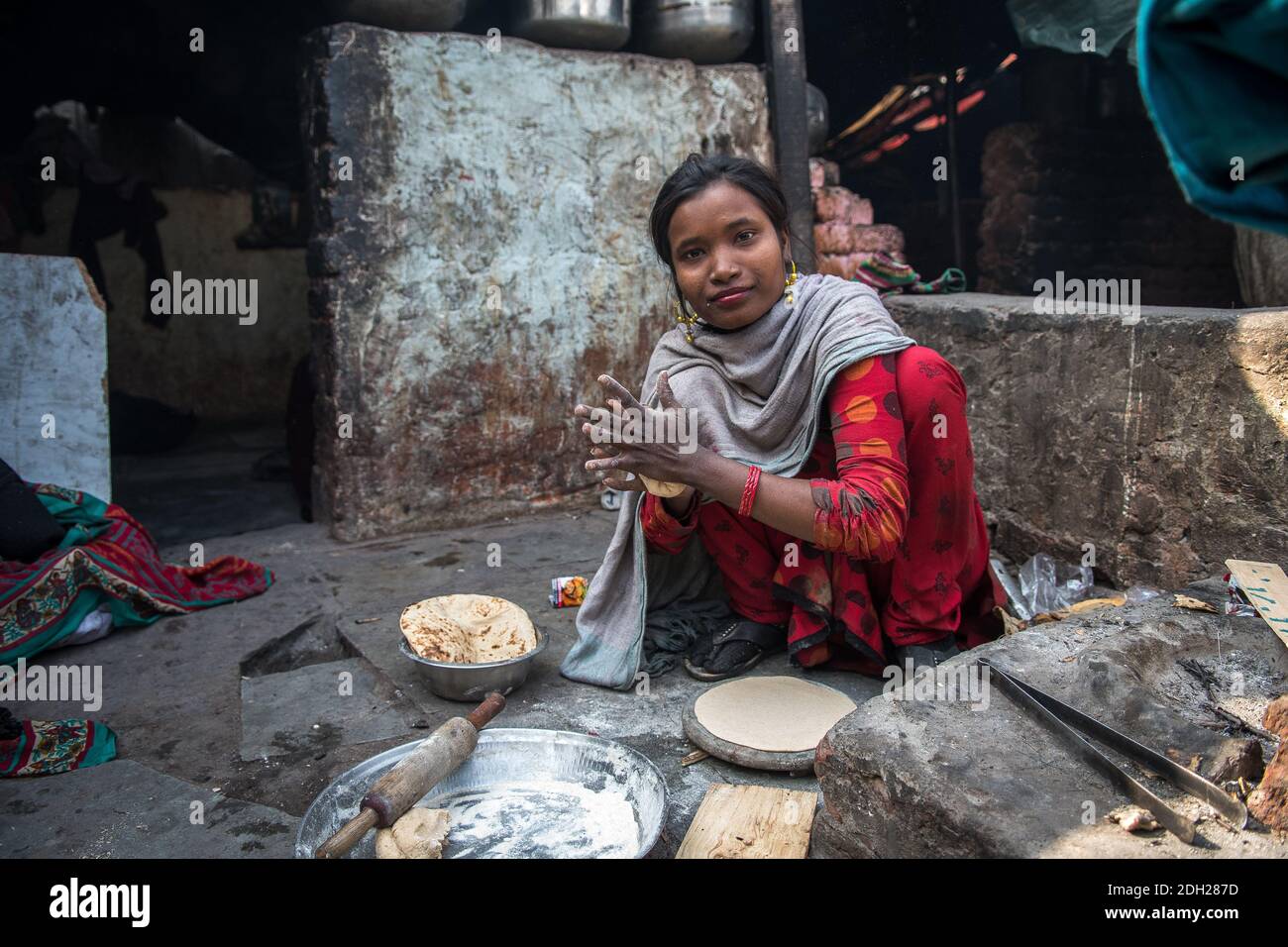 India wash floor hi-res stock photography and images - Alamy