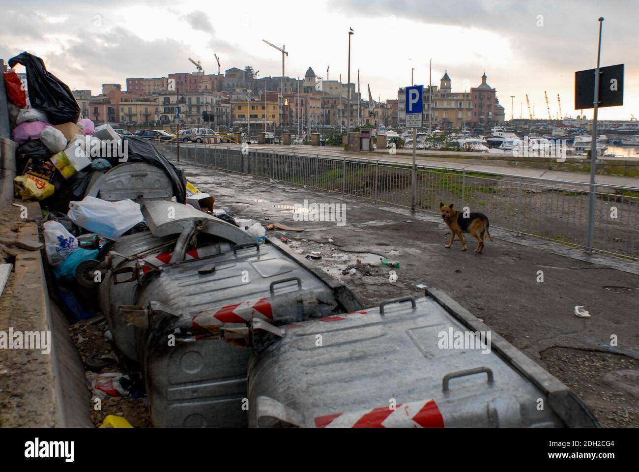 Naples, Italy: Waste Crisis. © Andrea Sabbadini Stock Photo - Alamy