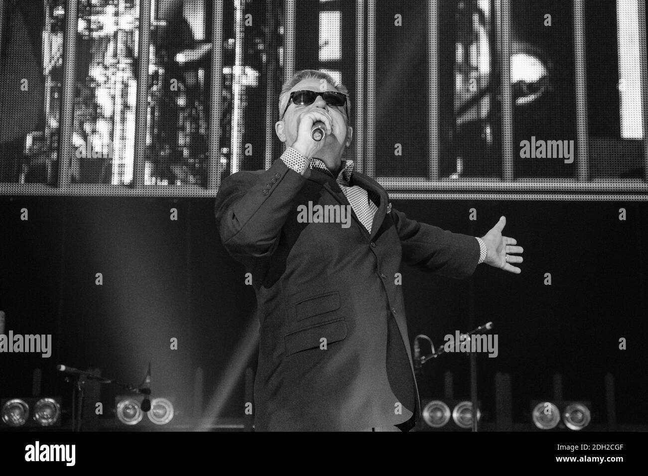 Madness band live Black and White Stock Photos & Images - Alamy