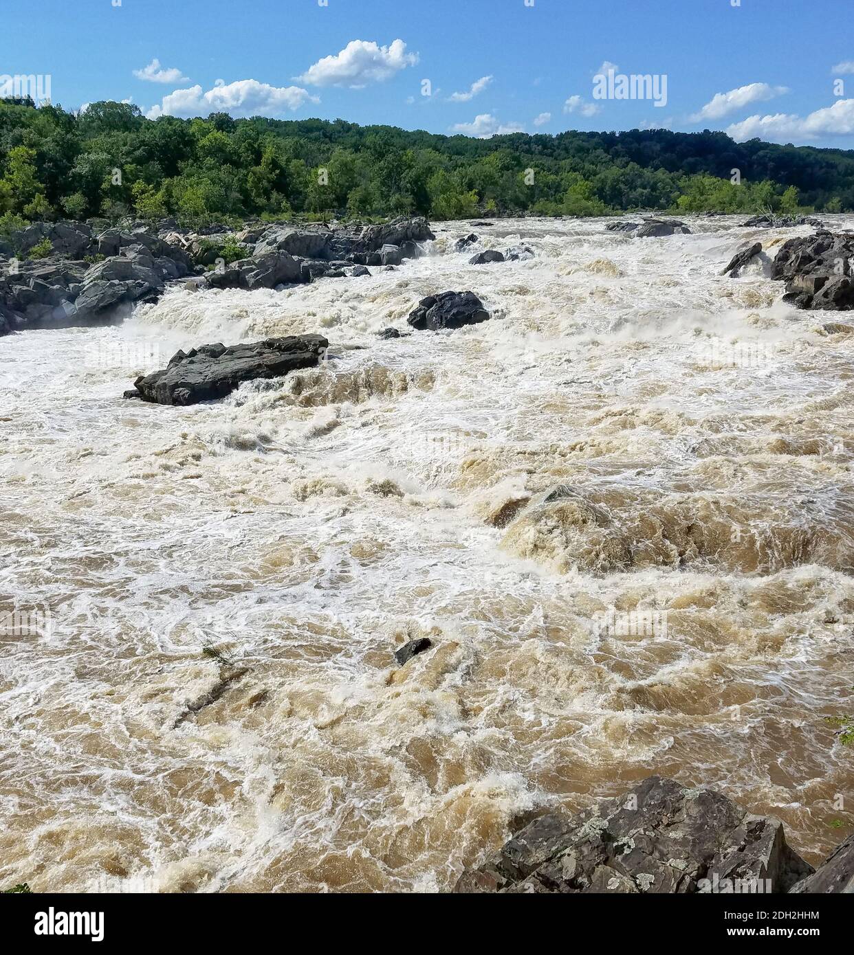 Water rushing fast and furious hi-res stock photography and images - Alamy